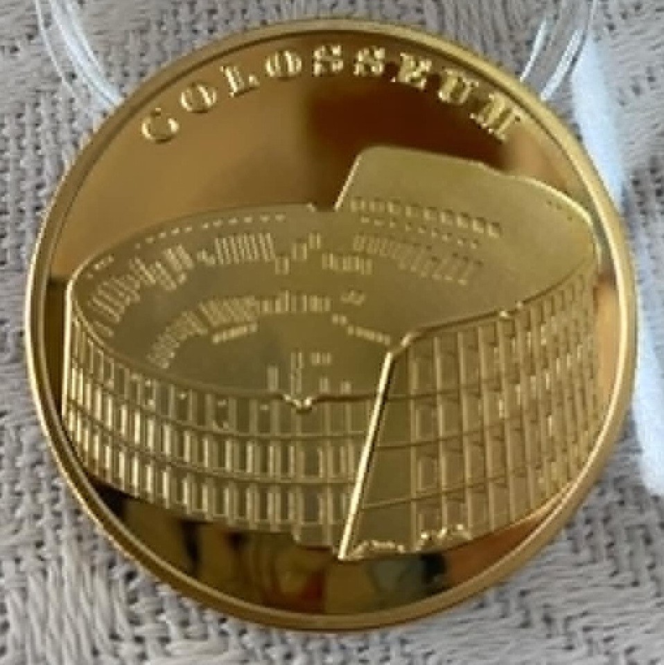 Gladiator Gold Coin Roman Actor Signed Old Colosseum Warrior Killer ...