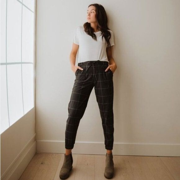 ALBION Fit Jetsetter Black Windowpane Jogger Pants Bl… - Gem