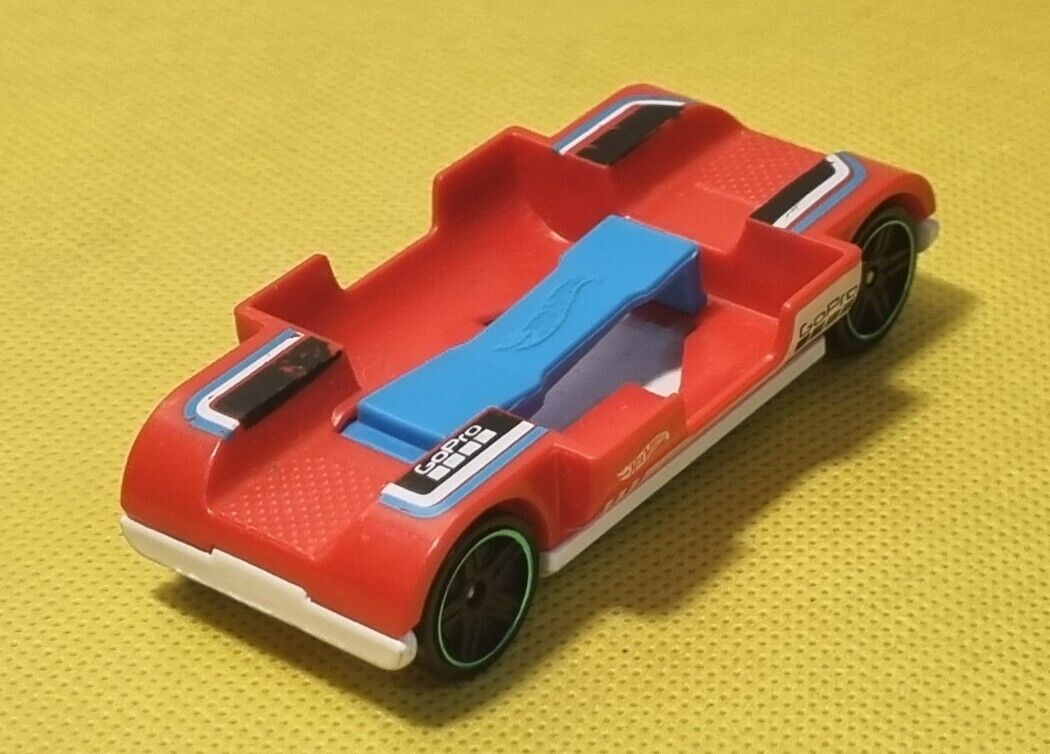 Hot Wheels - Zoom In - Works with Go-Pro - Red - 1:64 - RLS 2019 ...