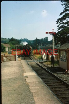 PHOTO GWR LOCO APPROACHING STAVERTON SIGNAL BOX SOUTH DEVON RAILWAY | eBay