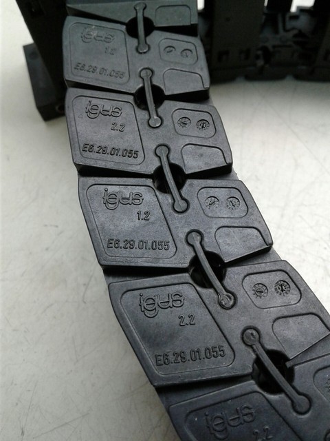 Igus E6.29.01.055 Carrier Chain 38 Links 2' Foot Length for sale online ...
