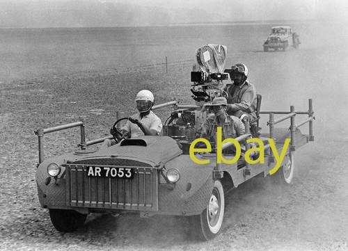 JOHN WAYNE HATARI! Howard Hawks 8x10 rare CANDID Elsa Martinelli on ...