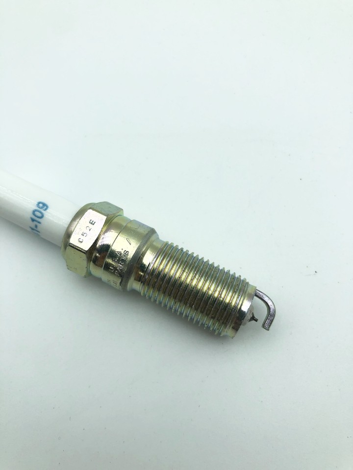 6x Genuine OEM 41-109 12622561 Spark Plugs For Chevrolet GMC Cadillac ...