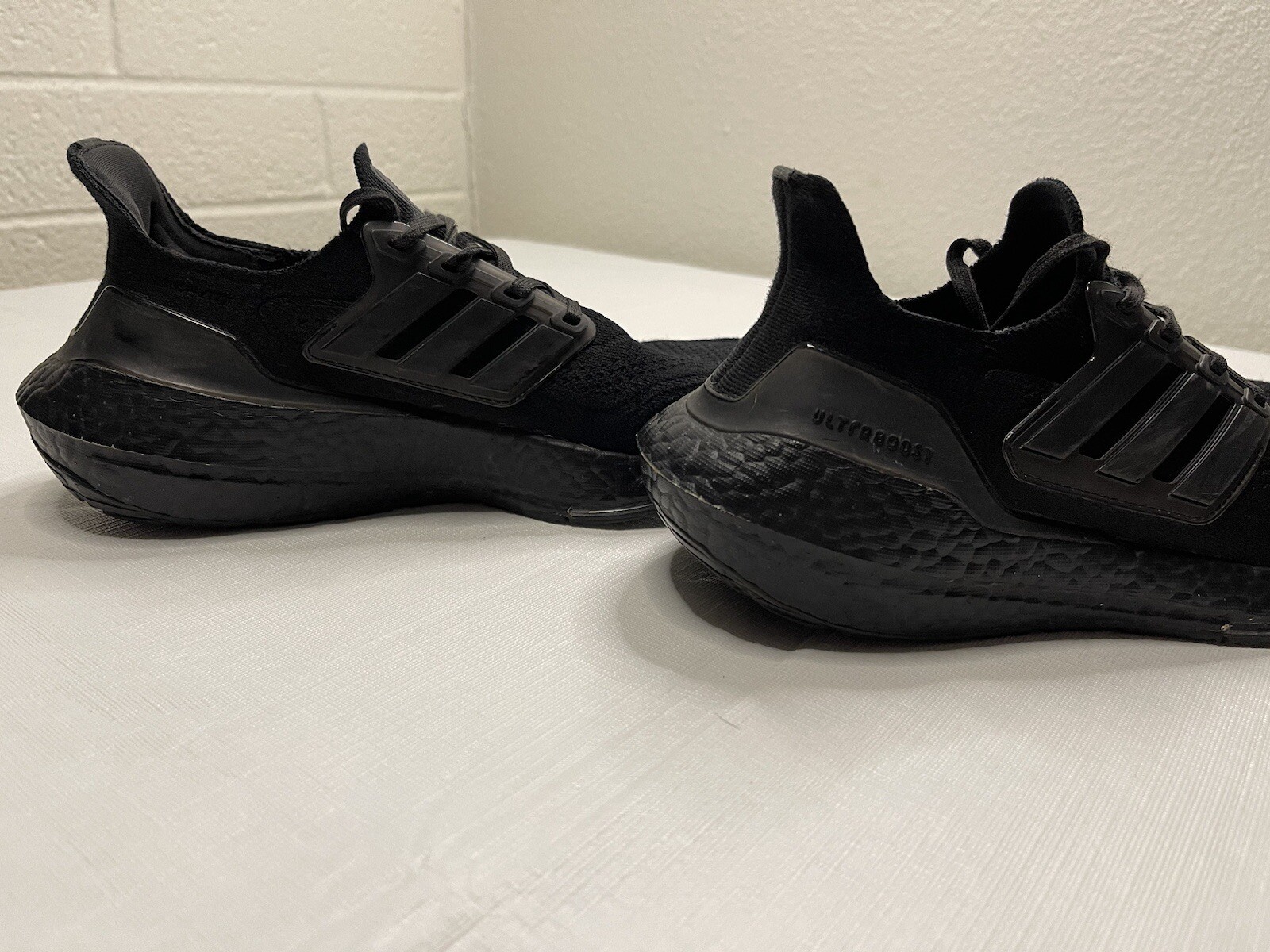 Women's Adidas UltraBoost 21 Triple Black Running Sho… - Gem