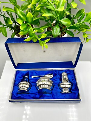 Salt & Pepper Shakers - Garden Silversmiths