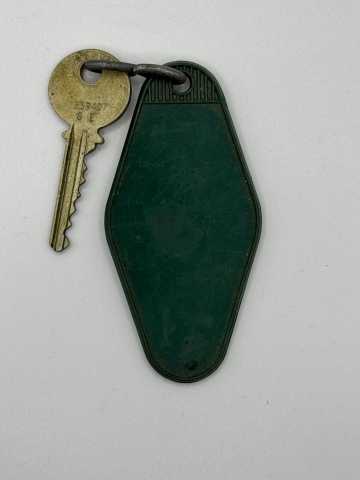 Vintage Hotel Motel Room Key Fobs & Keys California Washington ...
