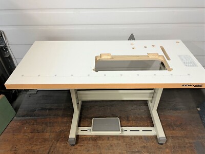 Sewing Machines - Juki Lu-563