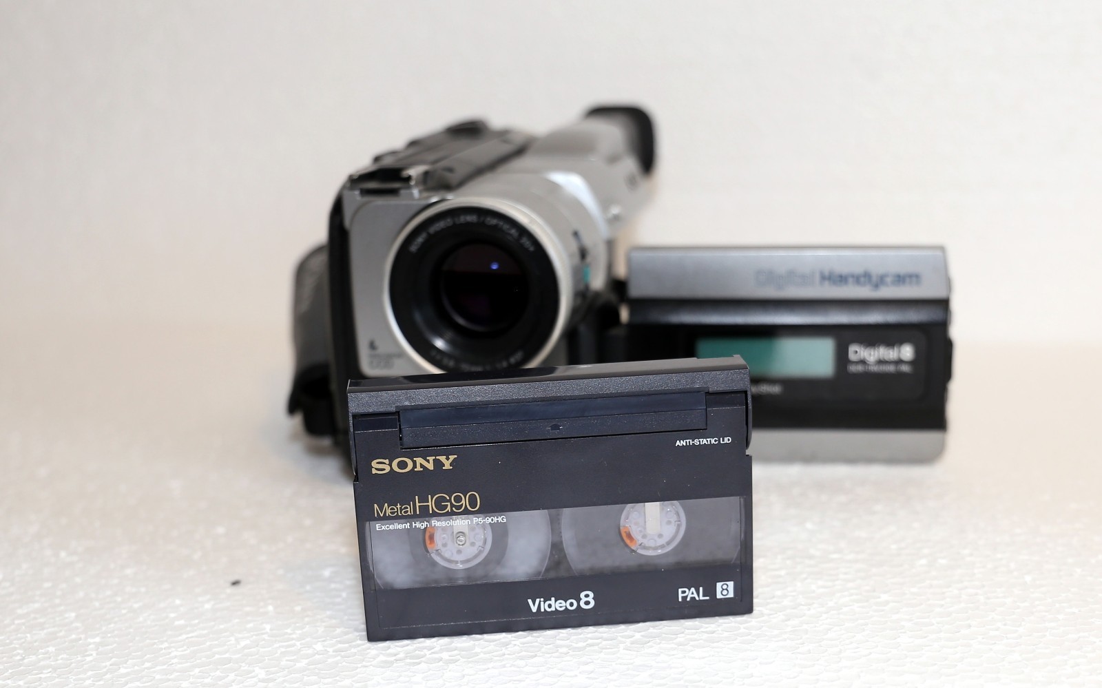 Mini DV Video8 Hi8 Digital8 VHS-C S-VHS-C digitalisieren überspielen ...