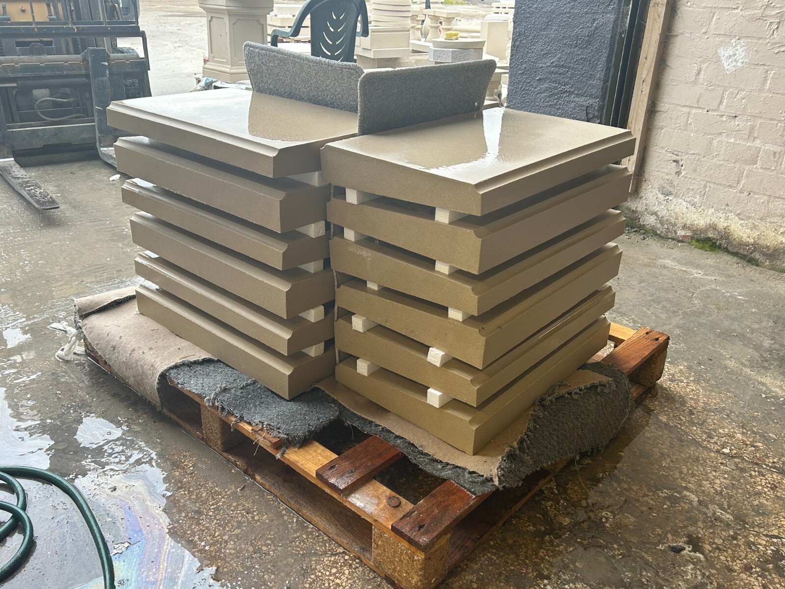 Profiled Sandstone Once Weathered Coping Stones 600 x 375 x 75-50mm ...
