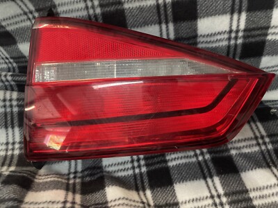 GENUINE VW AUDI Taillight RH right Inside Passenger 5C6945094 | eBay