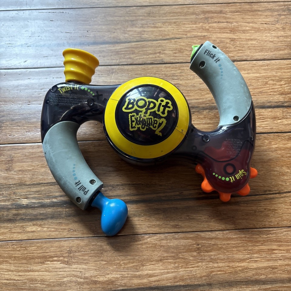 Vintage Bop It Extreme 2 Talking Handheld Game Electronic Hasbro 2002 ...