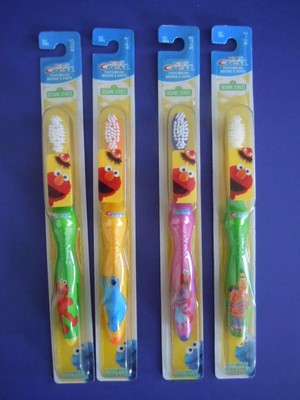 SESAME STREET 2009 KID'S CREST TOOTHBRUSHES SET OF 4 ABBY CADABBY+ ELMO ...