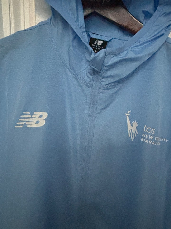 NYC New York 2025 MARATHON Volunteer Jacket Large Abbott World Marathon ...