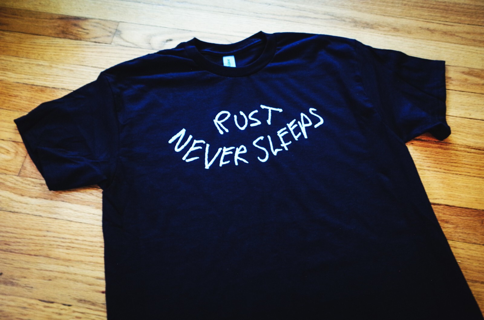 Vintage Rust Never Sleeps T-Shirt, Neil Young, Crazy Horse Classic Folk ...