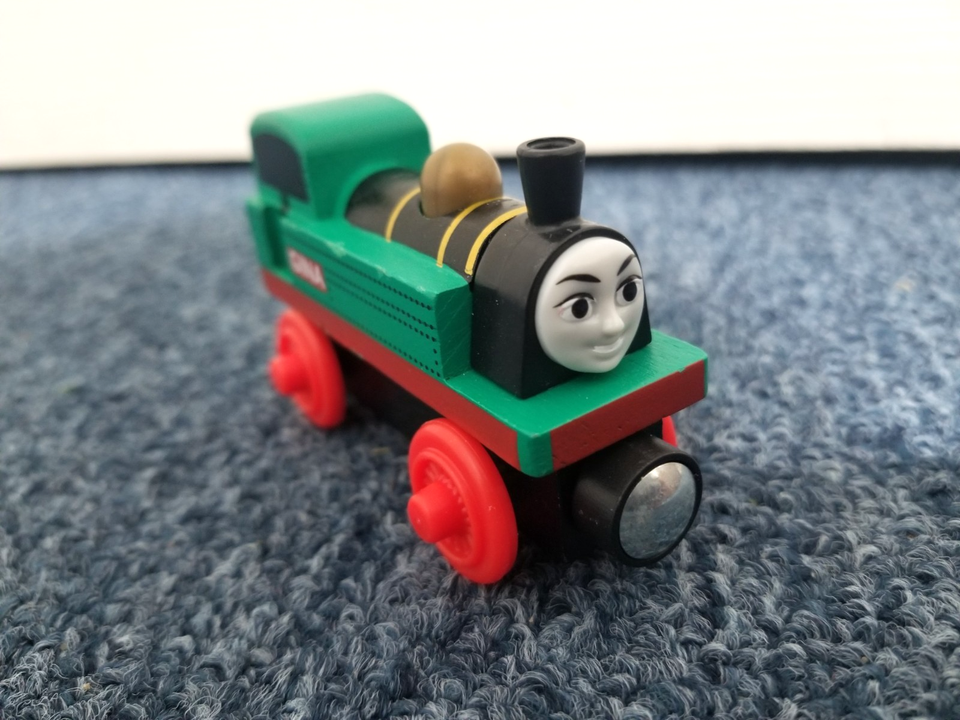 Thomas & Friends Wooden Railway Train Tank Engine GINA - RARE - EUC! | eBay