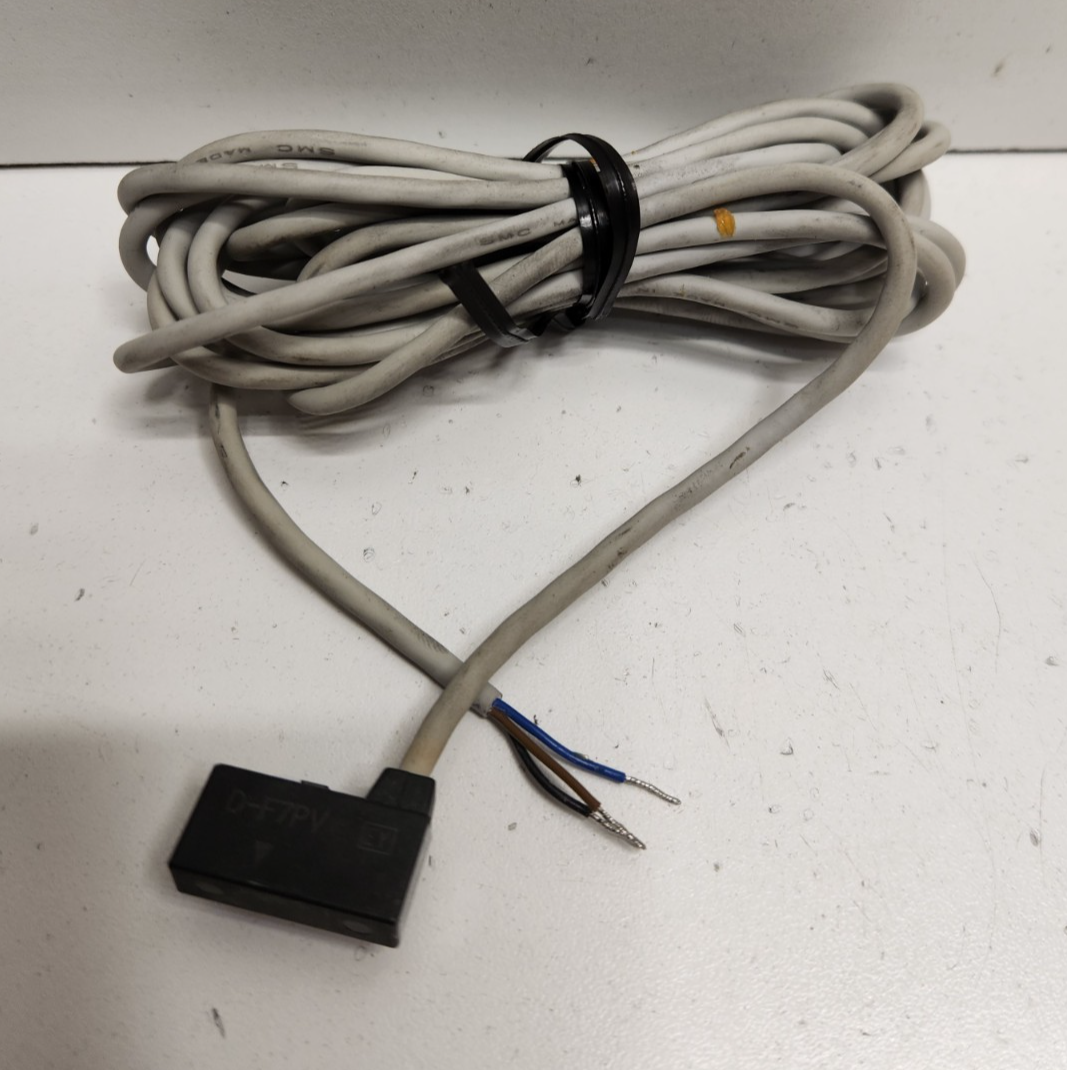 NEW NO BOX! SMC HALL EFFECT SENSOR D-F7PV | eBay
