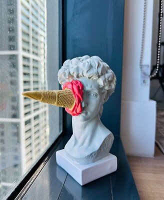 Modern Nordic Figure Ornament Ice Cream God Figure Home Decor Sculpture ...
