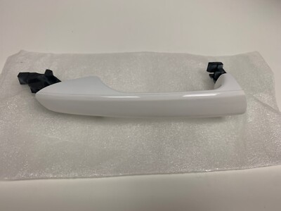 NEW GENUINE MERCEDES BENZ C CLASS DOOR HANDLE RHS A2047600270 | eBay UK