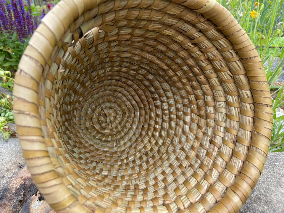 Traditional Beekeeping Bee Straw Skep Hive Decorative Display Beehive ...