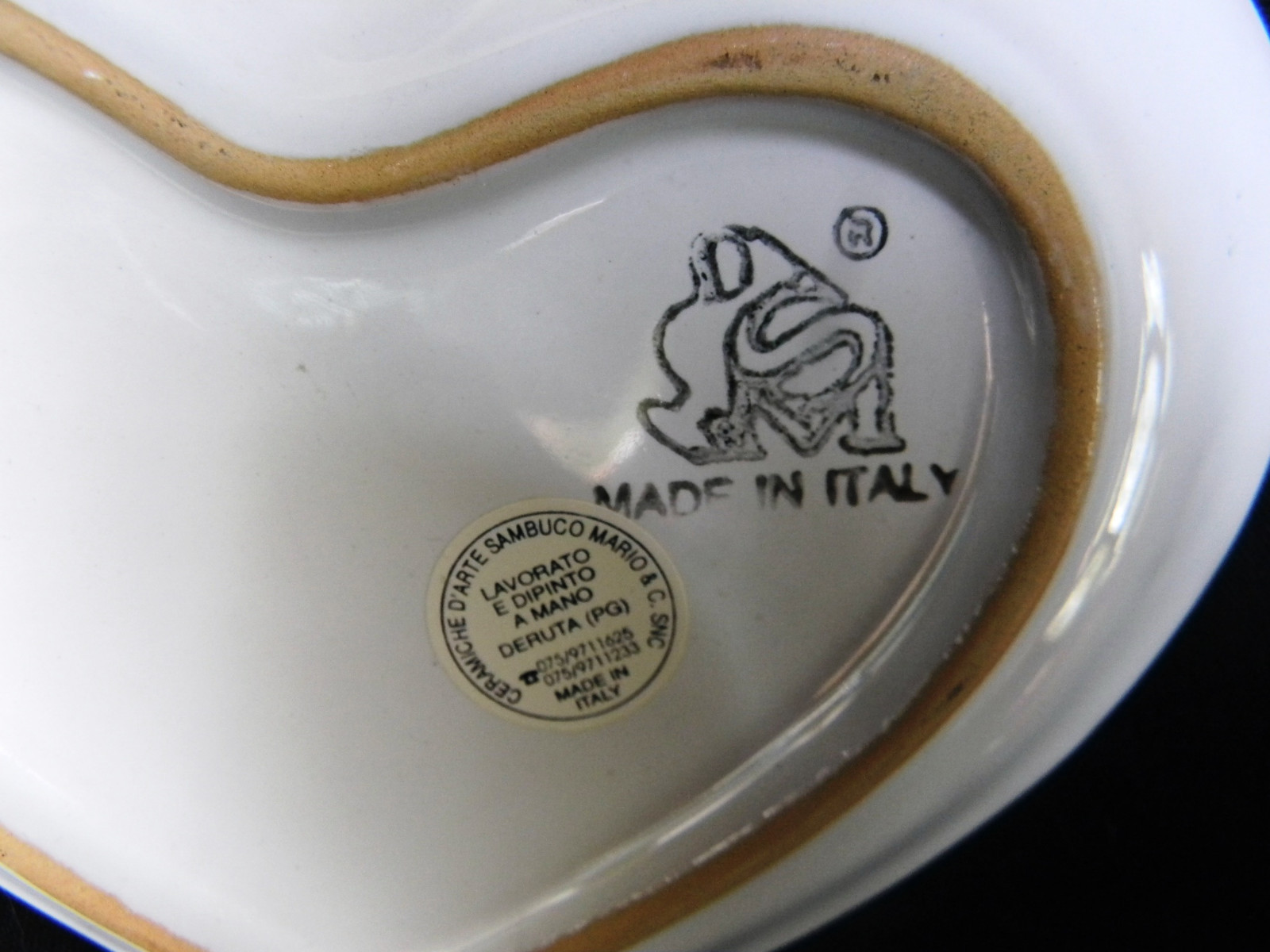 Mario Sambuco Deruta Hand-Painted Art Pottery Heart Dish w Bird ...