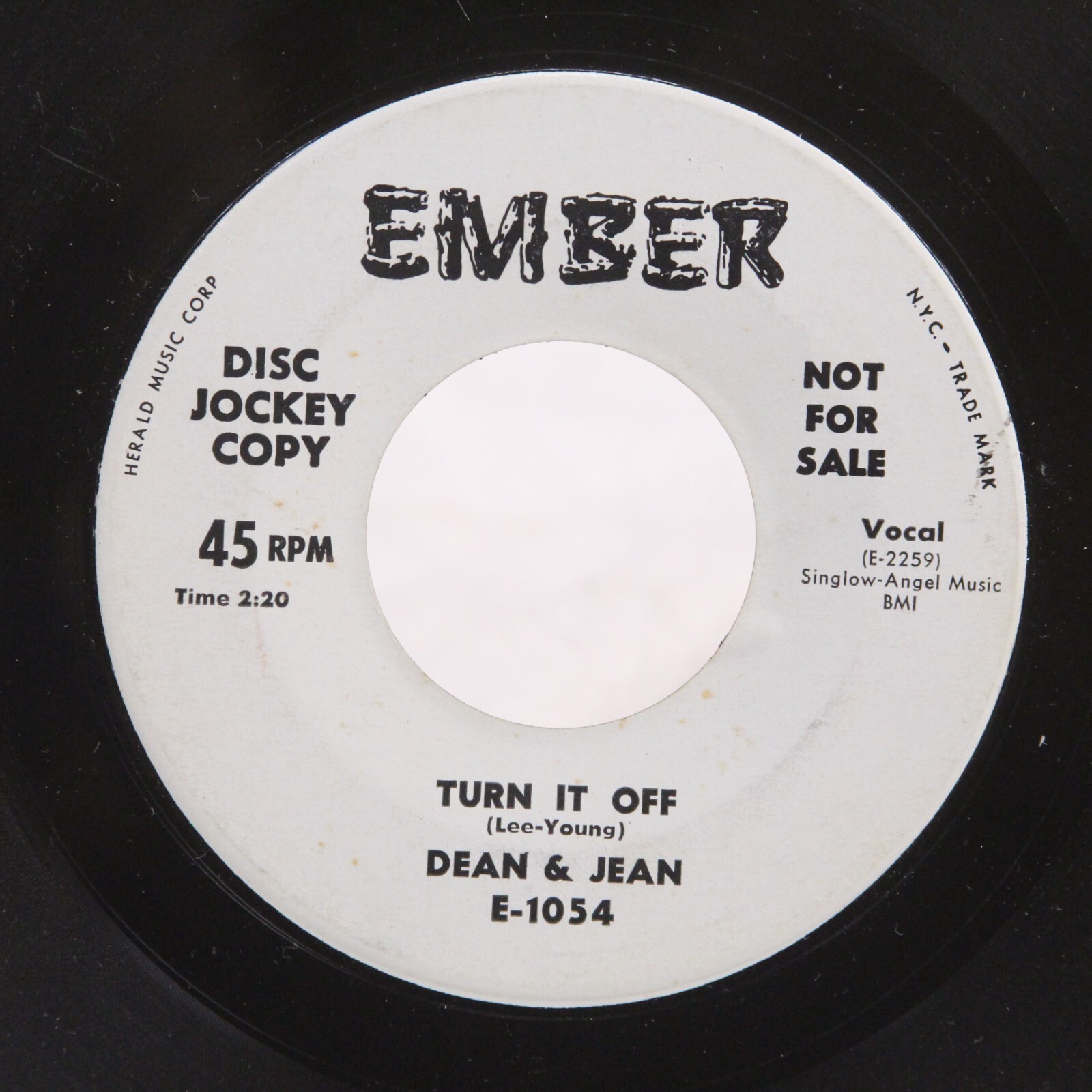 Dean & Jean 45 rpm Turn It Off & Never Let Our Love Fade Away Promo ...