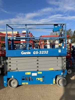 Genie GS 3232 E-DRIVE Electric Scissor Lift,Access Platform (Skyjack ...