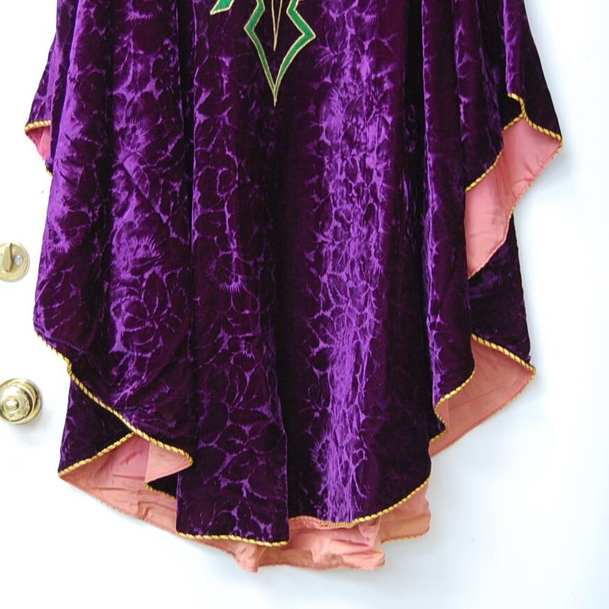 Vintage Purple Velvet Louvre Inc. Vestment Chasuble (#828) Made in ...