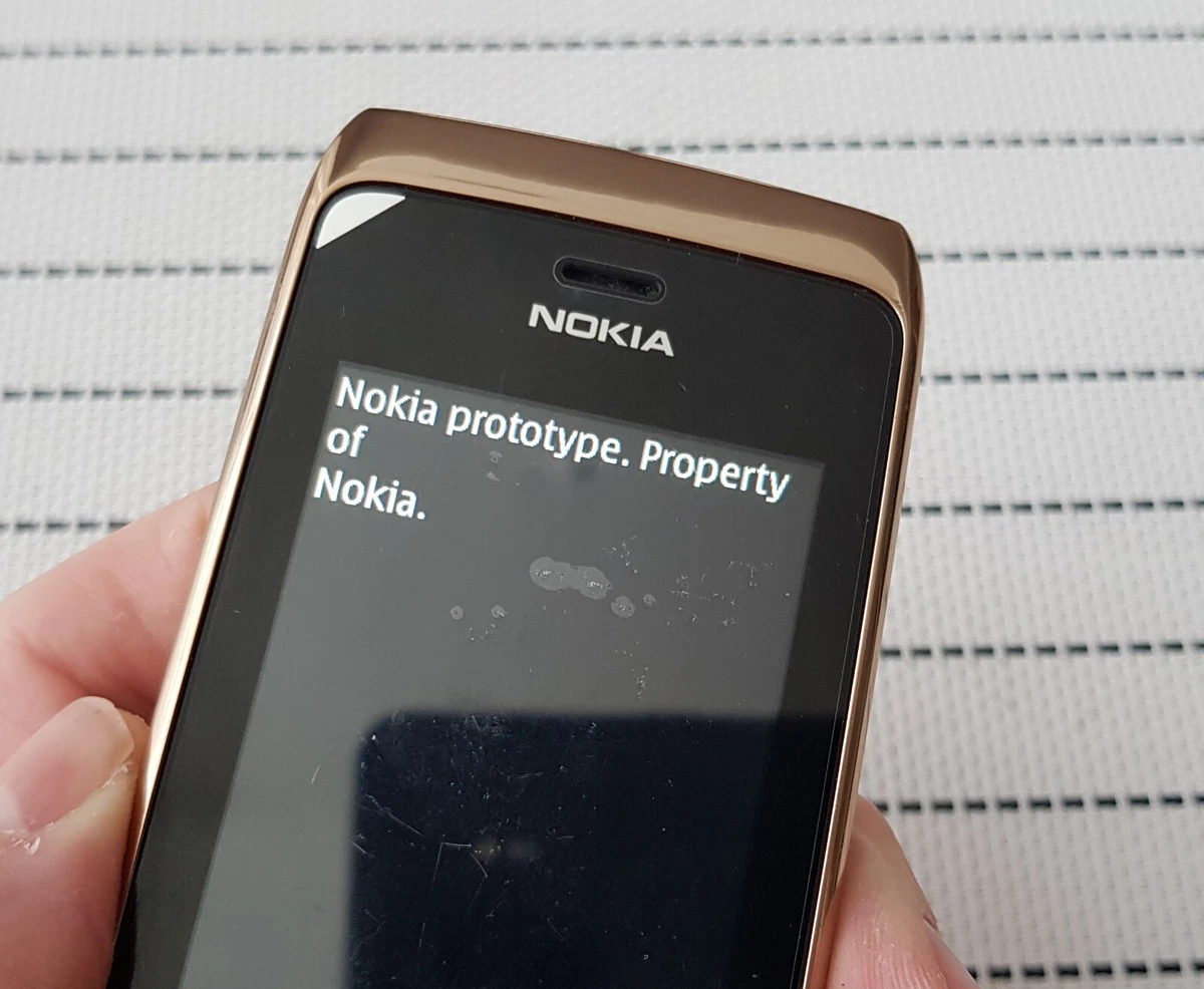 Nokia Asha 310 Gold