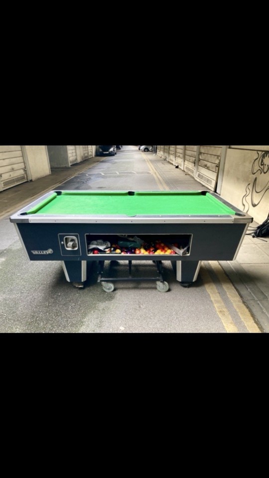 Valley Cougar Pro Bar pool table 7ft x 4ft Slate Bed Coin Operated With ...