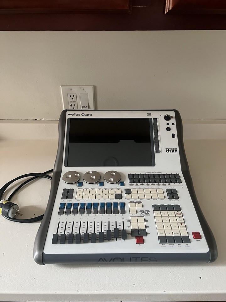 Avolites Quartz - Professional Lighting Console - Great Condition | eBay
