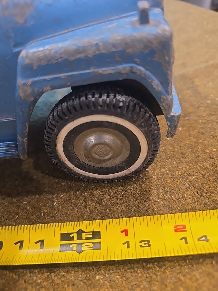 Vintage ERTL INTERNATIONAL LOADSTAR GRAVITY FEED GRAIN HOPPER TRUCK 1/ ...