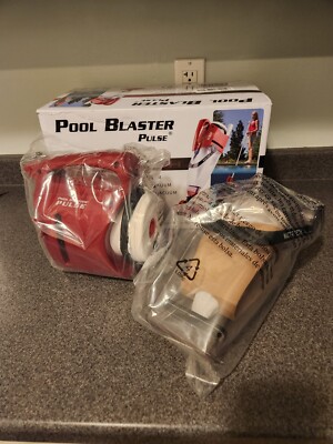 POOL BLASTER Pulse Cordless Pool Vacuum w/Pole Set - Large Debris ...