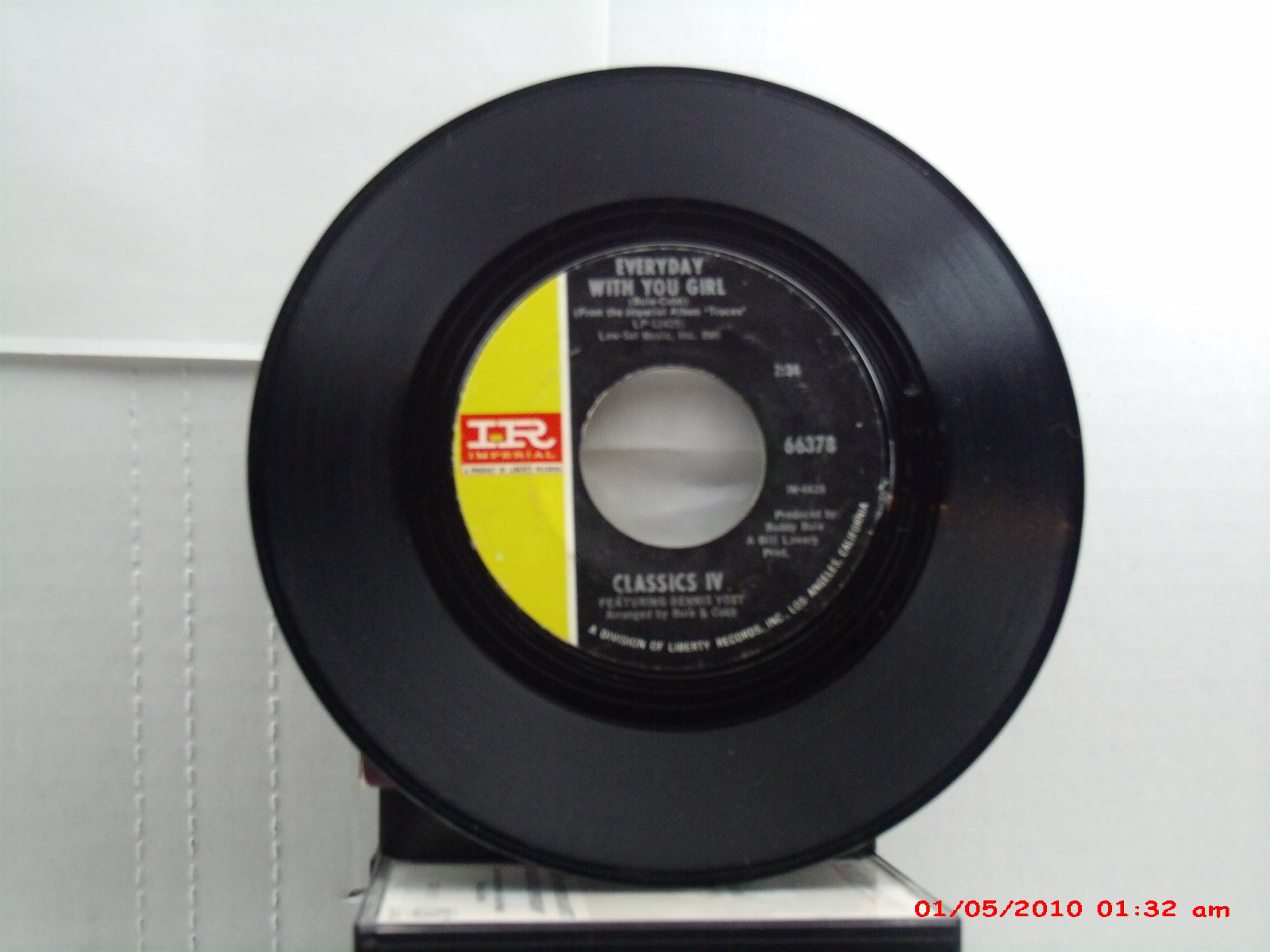 CLASSICS IV -(45)- EVERYDAY WITH YOU GIRL / SENTIMENTAL LADY - IMPERIAL ...