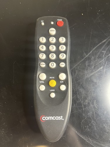 Comcast Xfinity DTA Digital Transport Adapter Wireless Universal Remote ...