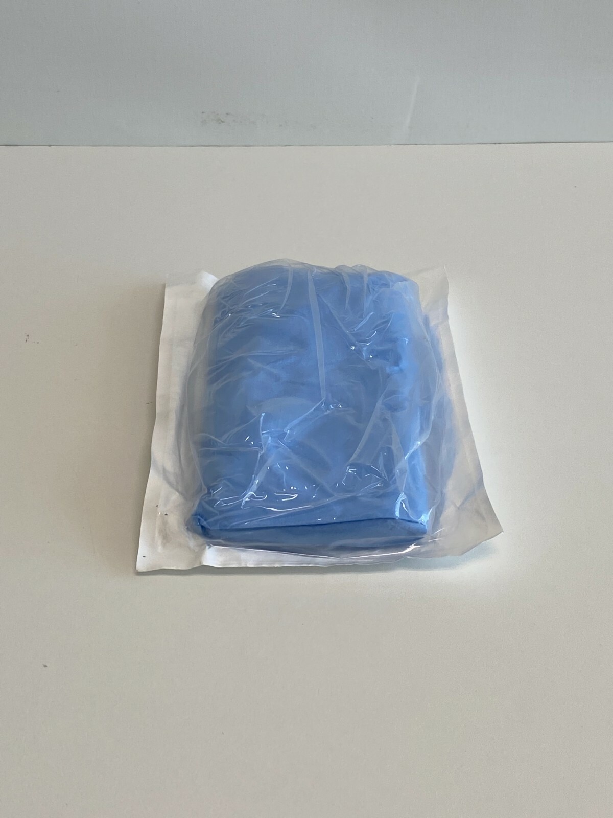 *A6: Medline Blue O.R. Sterile 4 Disposable Towels 17" x 27" MDT2168284 ...