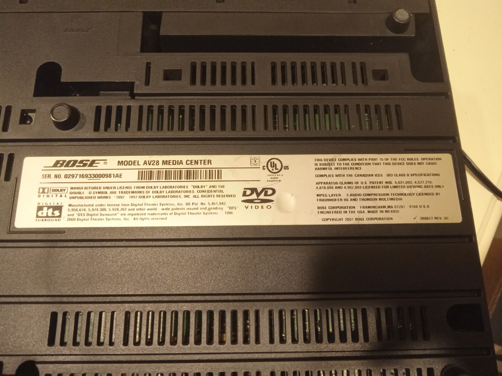 Bose AV28 Media Center Lifestyle 28 DVD/CD Player w/AC Adapter/Remote ...