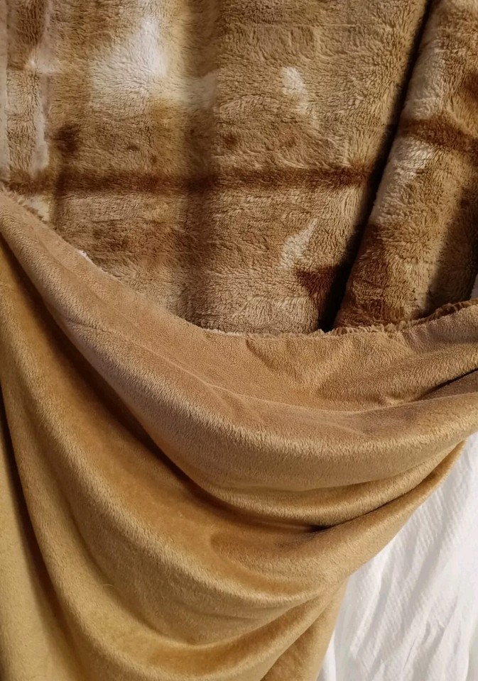 Dennis Basso Home Luxury Faux Fur Throw Blanket graphic Print Beige Tan ...