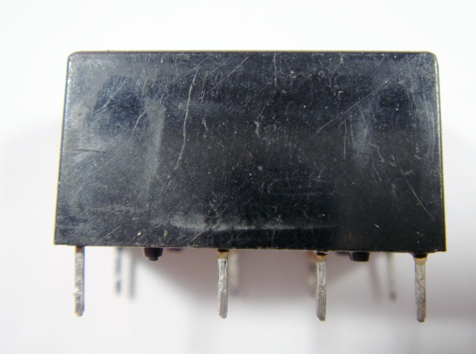 Relay 12V 2xUM 220V 2A Axicom Alcatel Swiss MT2 C93432 #13-93 | eBay