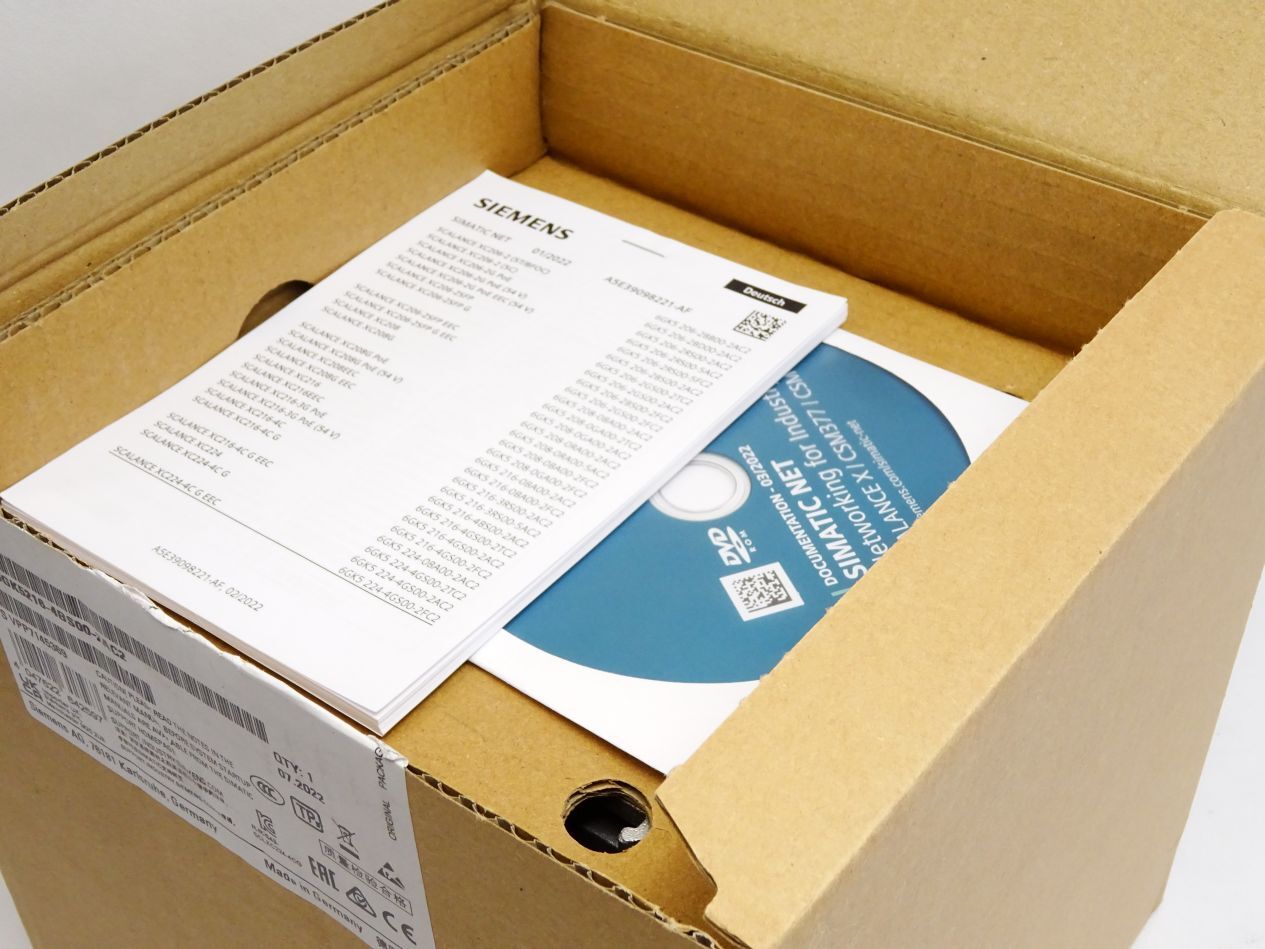 Siemens Scalance XC216-4C 6GK5216-4BS00-2AC2 6GK5 216-4BS00-2AC2 / Neu ...