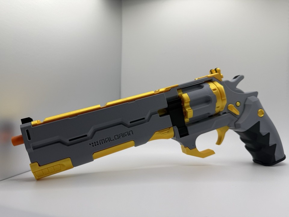 Cyberpunk 2077 Malorian Overture Replica - WITH STAND | eBay