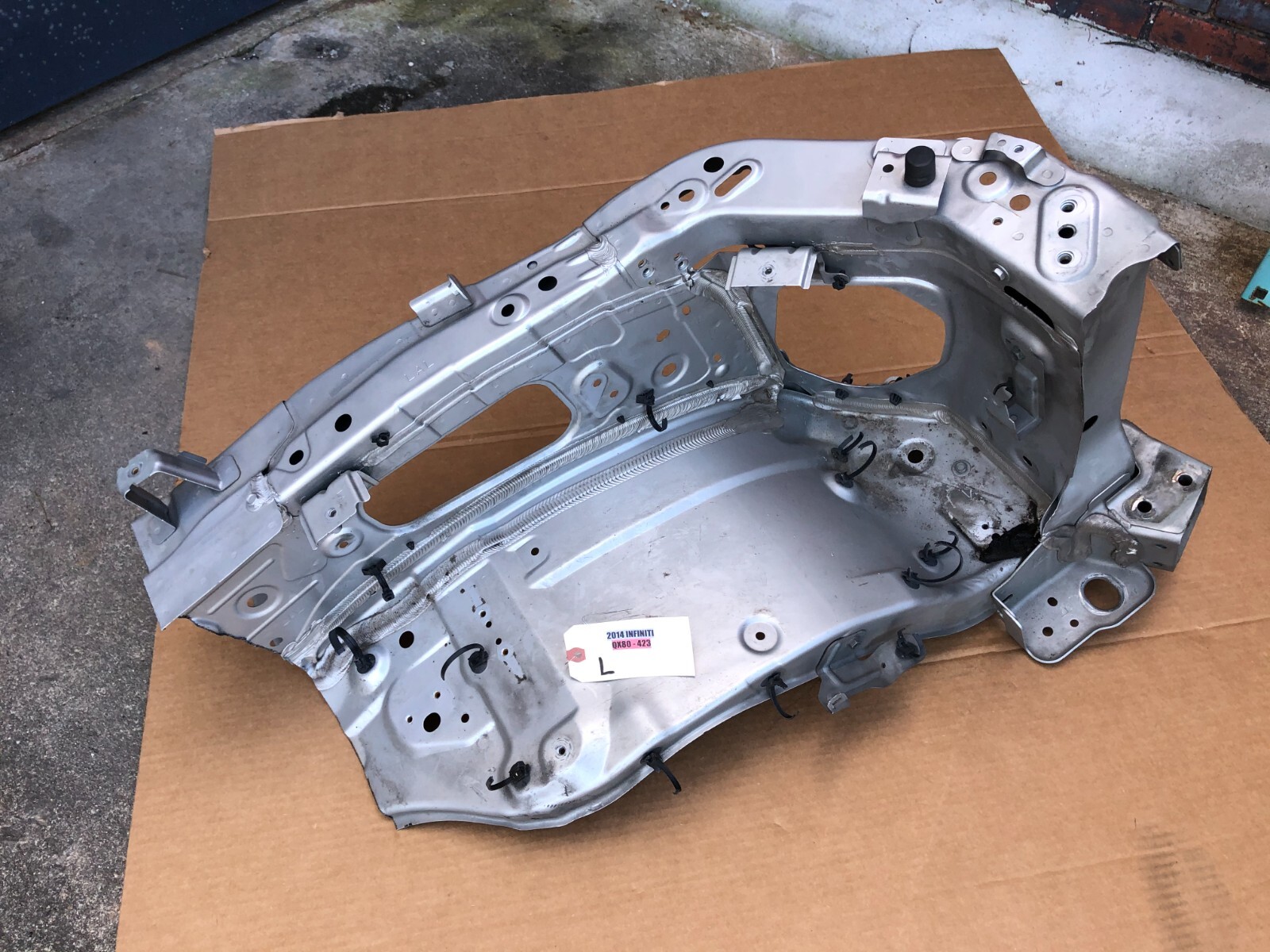 2011-2017 INFINITI QX56 QX80 LEFT DRIVER FRONT APRON FRAME RAIL BODY ...