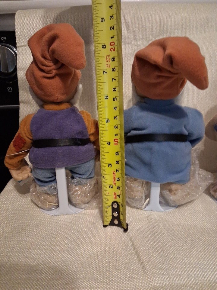 Ashton Drake Snow White & The Seven Dwarfs Happy, Sneezy, Bashful Figures | eBay