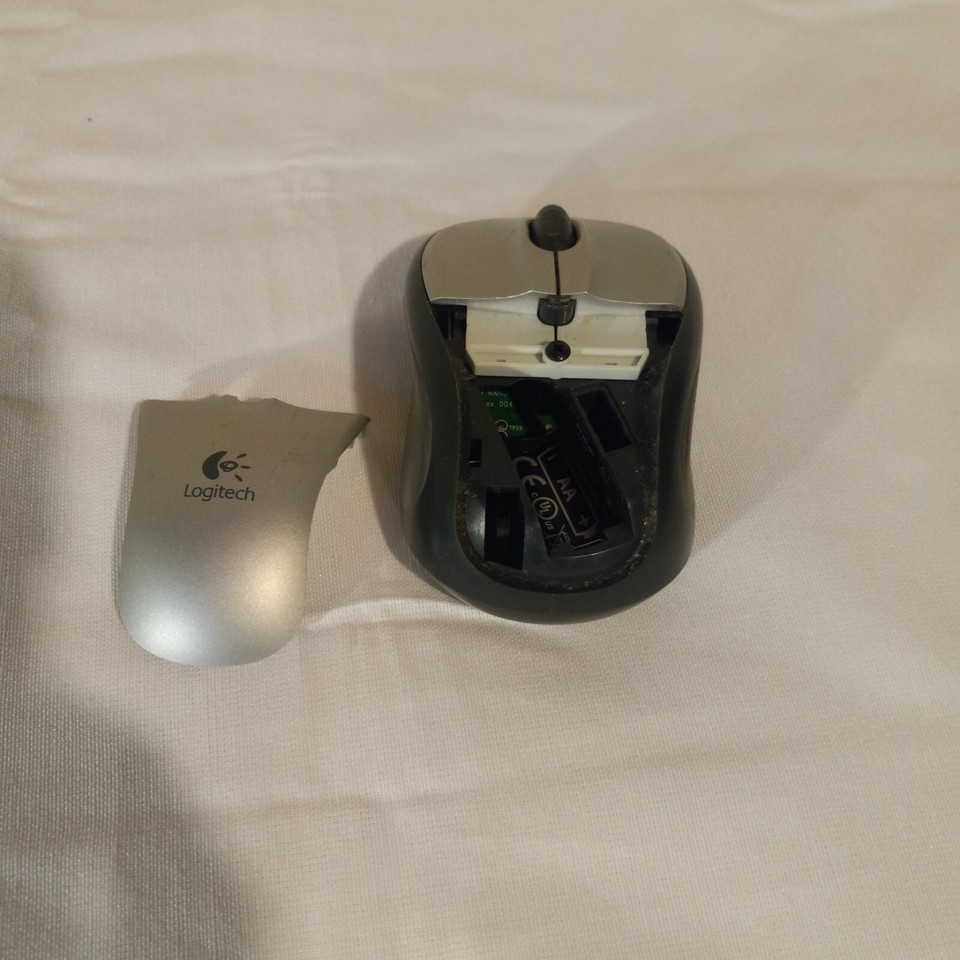 Logitech M305 Wireless Optical Mouse no Nano Receiver Silver | eBay