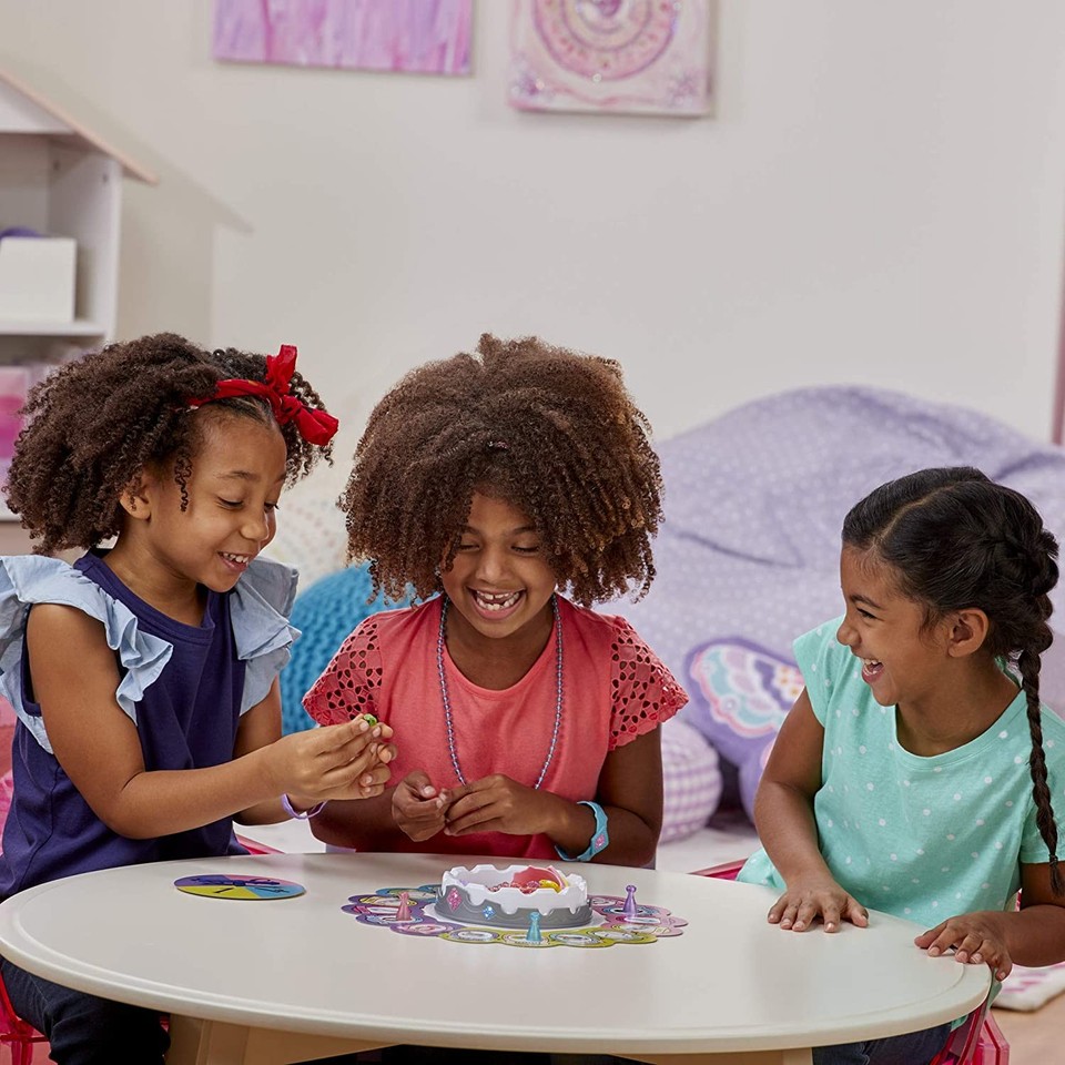 Pretty Pretty Princess Board Game, The Classic Jewelry Dress-Up Game ...