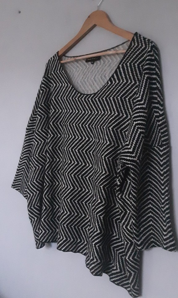 QVC Frank Usher Animal Printed Long Sleeve Knitted Jumper Black/Ecru S ...