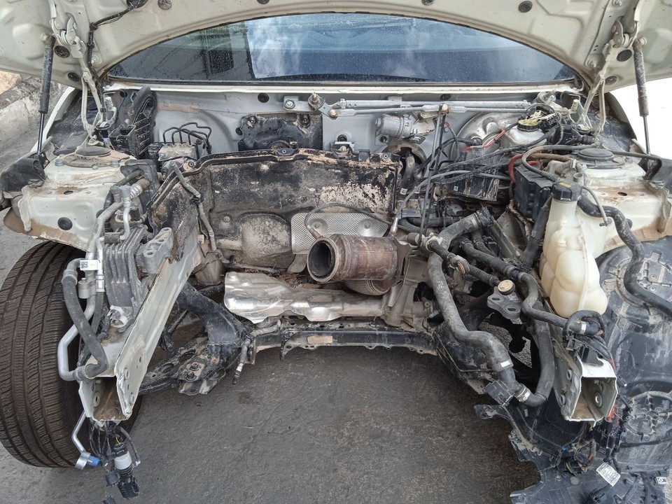 6851576 HINTERER RECHTER KNÖCHEL / 33308842878 / 33416858086 / 7529792 ...