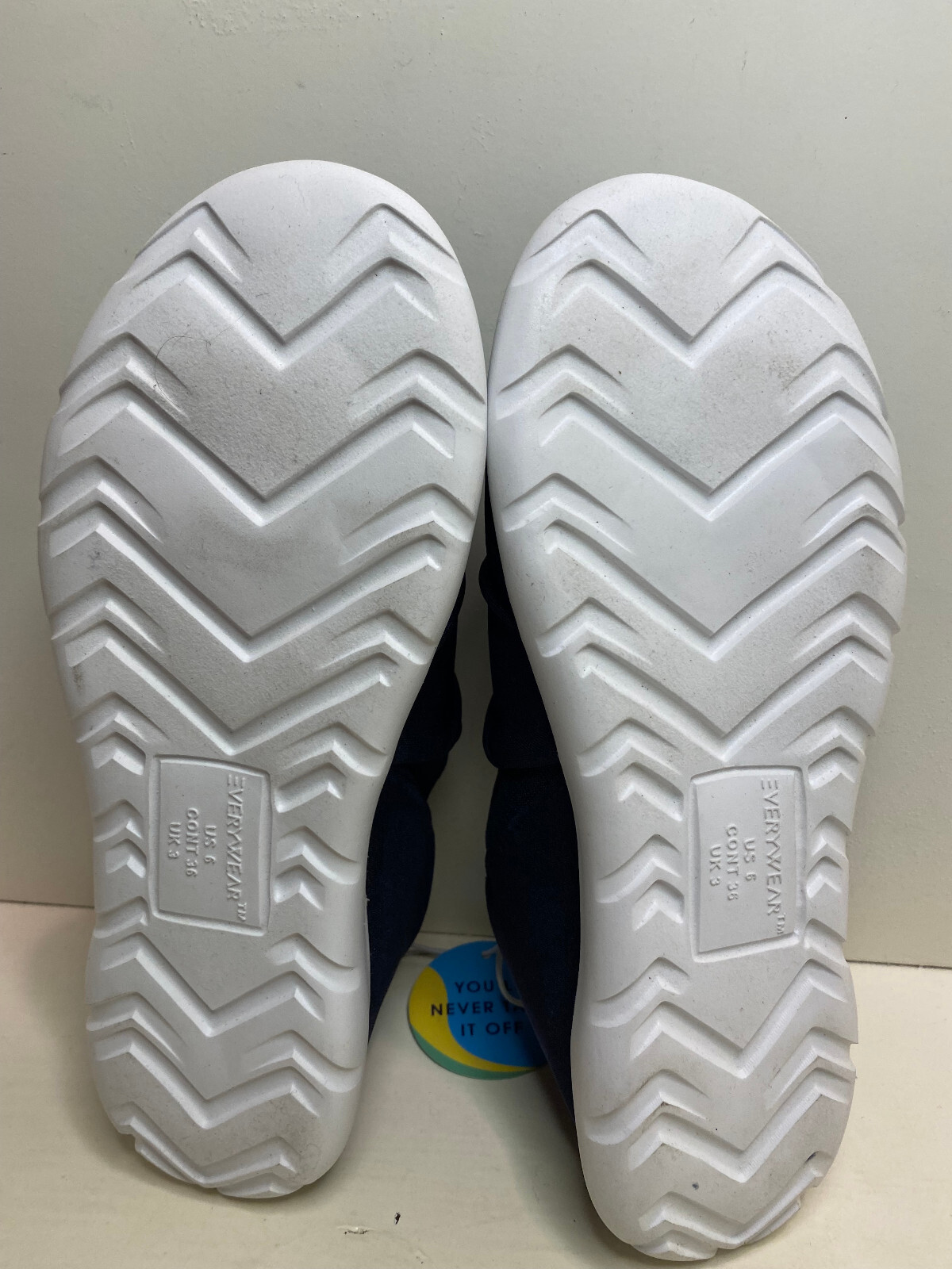 isotoner Zenz Serenity Stretch Shoes slippers Slip-On Sneakers Navy ...