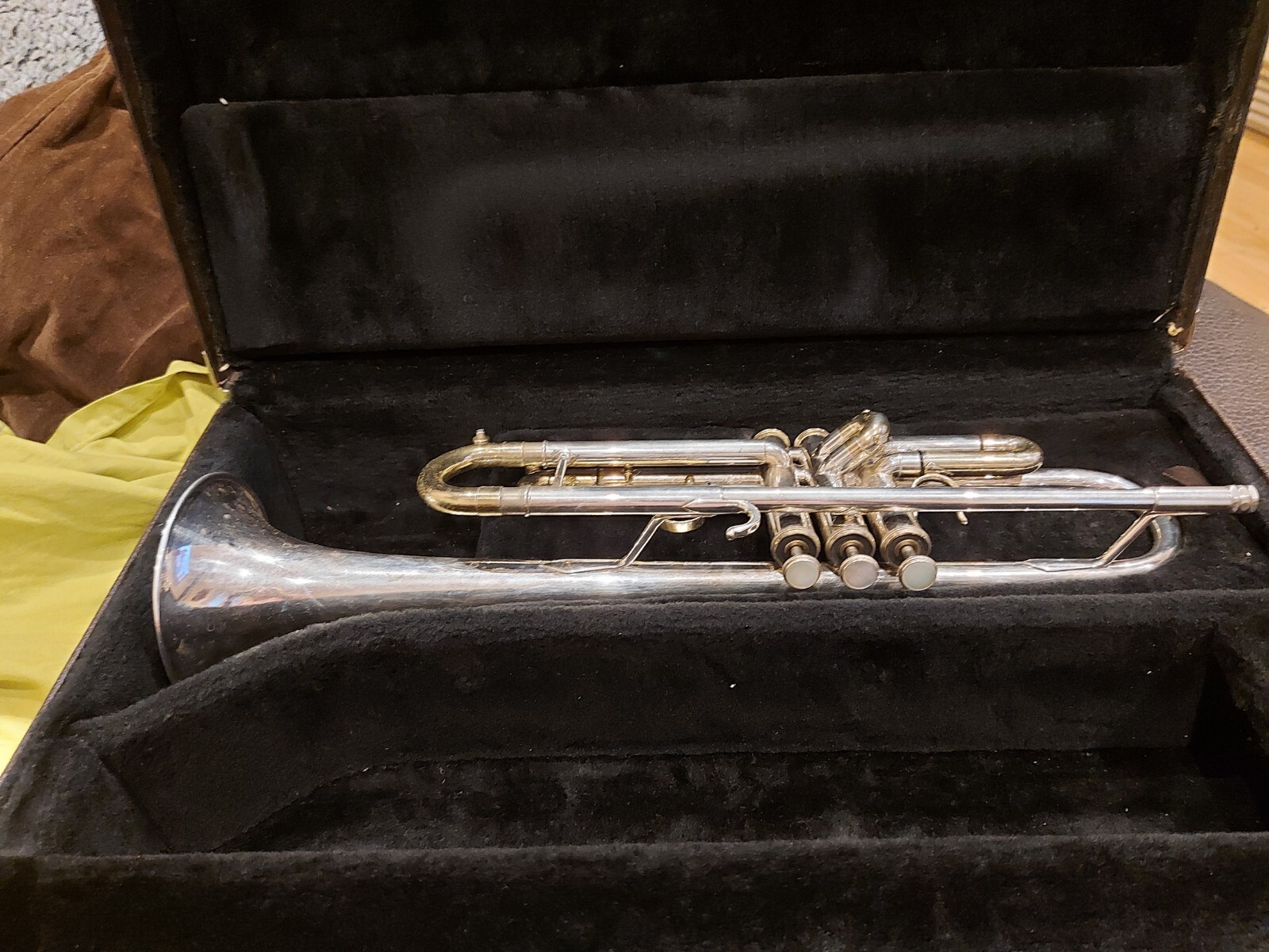 Anyone know what model this horn is? - View topic: Trumpet Herald forum