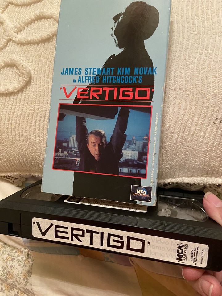 Alfred Hitchcock - Vertigo - VHS Tape MCA Universal - James Stewart - Kim Novak 96898008235| eBay