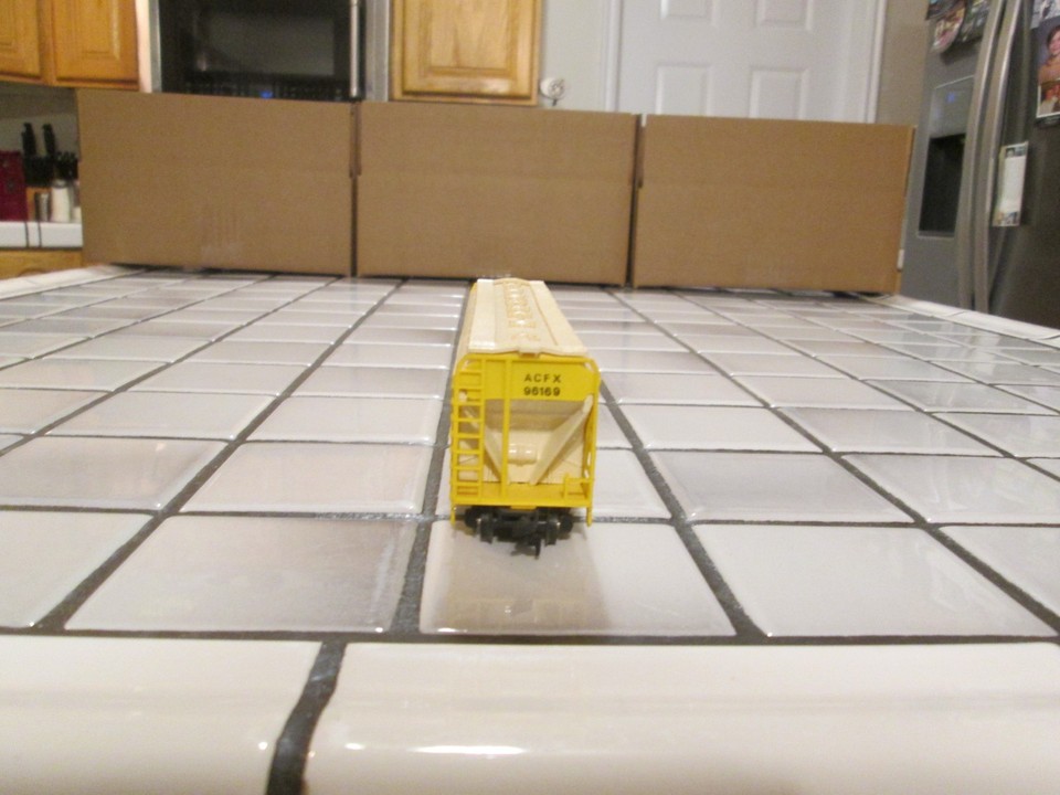 AHM ACFX covered hopper car HO scale | eBay